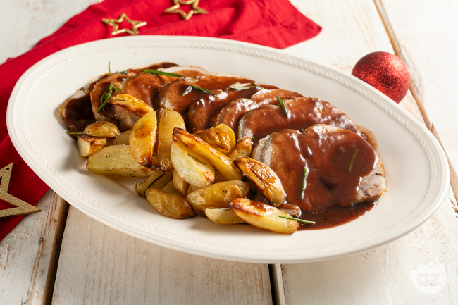 Carne de vitela assada macia com molho - Receitas italianas do ...