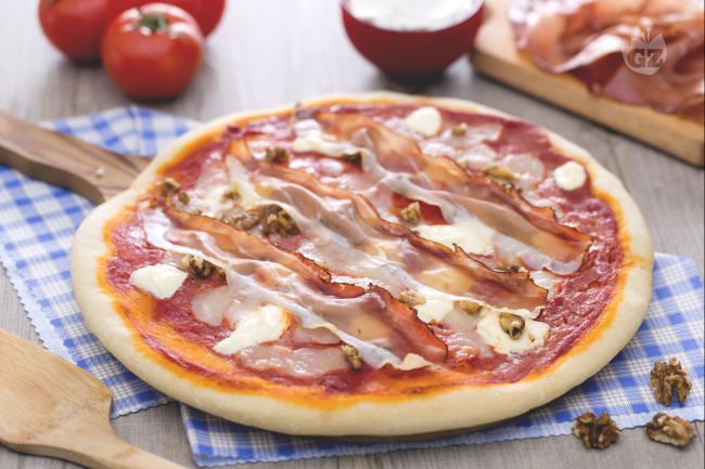 Pizza mascarpone speck e nozes - Receitas italianas do GialloZafferano